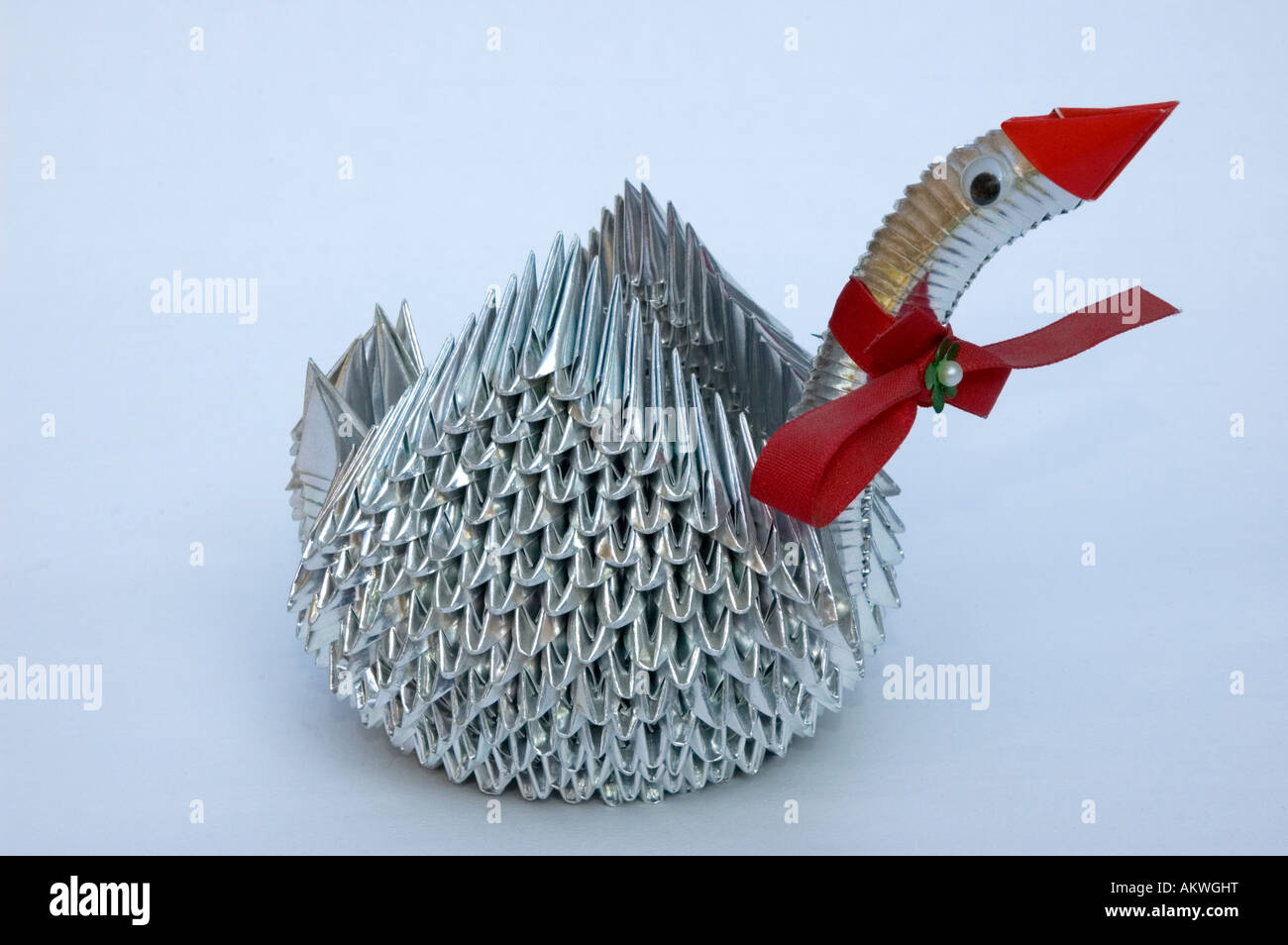 Origami swan, Schwan Stock Photo - Alamy