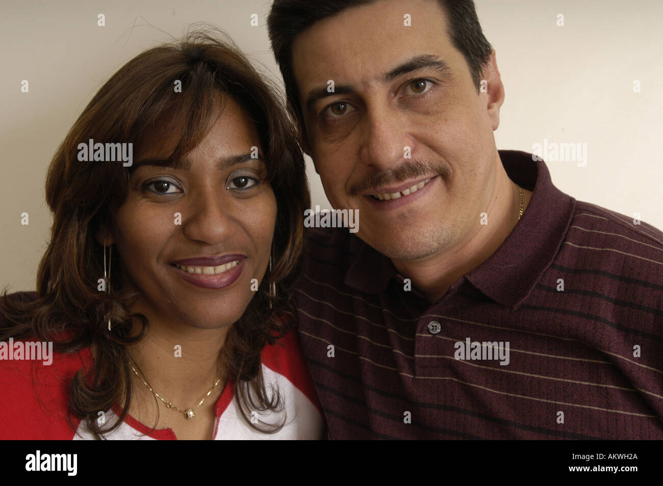 A portrait of a Latino couple Stock Photo - Alamy