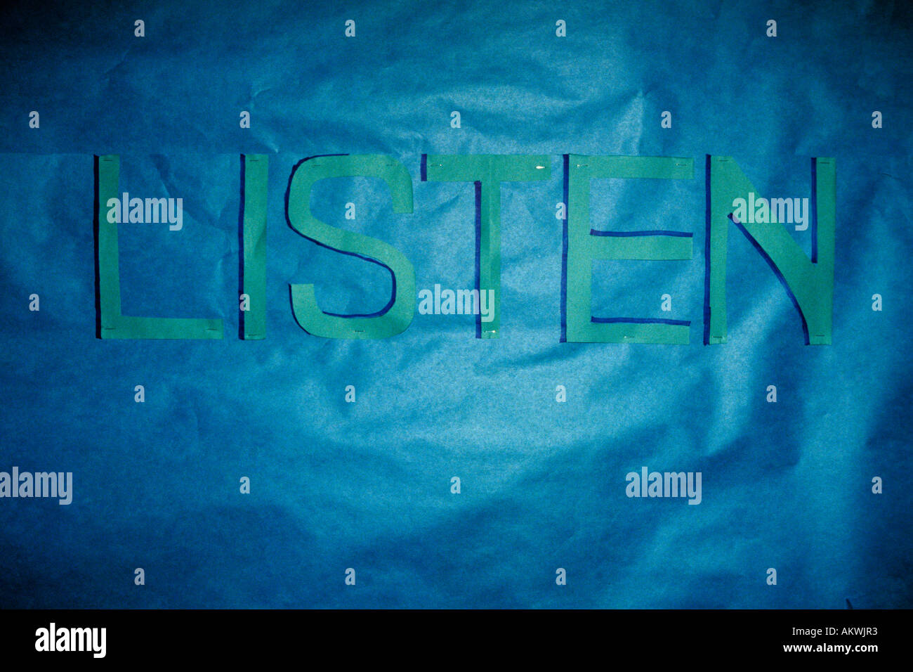 Hear sign hi-res stock photography and images - Alamy