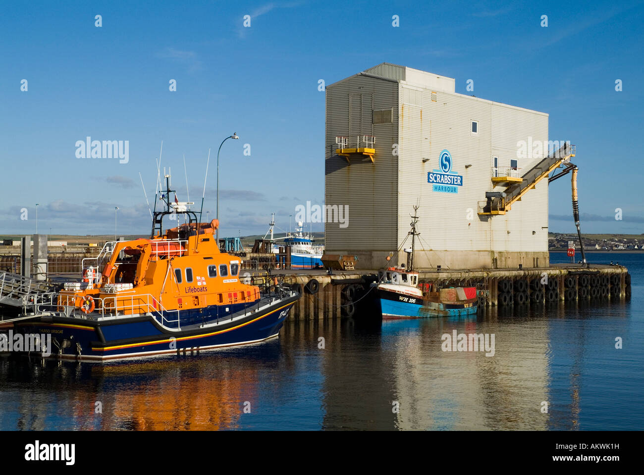 dh SCRABSTER CAITHNESS Fishing boat trawler and RNLB The Taylors ...