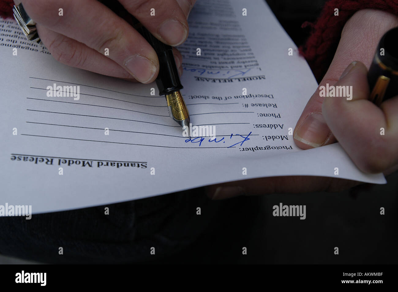 Finger writing in paint hi-res stock photography and images - Alamy