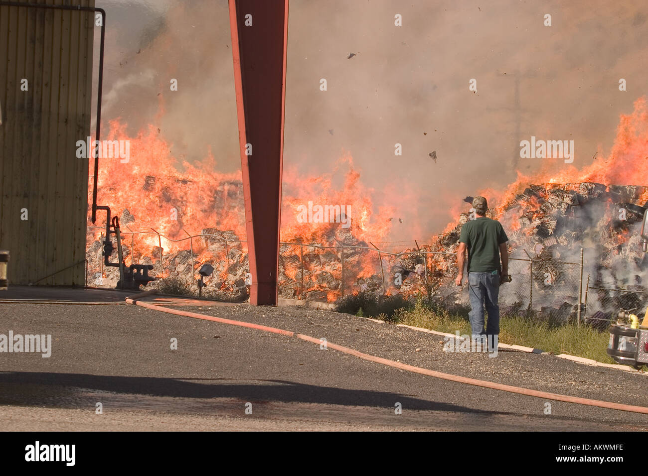 Man watching fire hi-res stock photography and images - Alamy