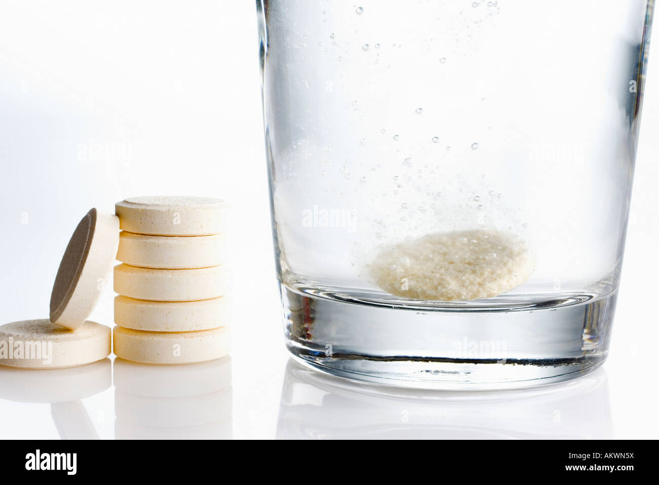 Fizzy tablets, close-up Stock Photo - Alamy