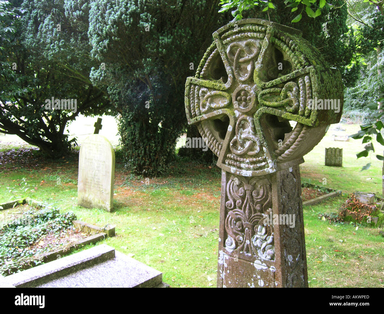 celtic high cross in Canterbury cemetery Stock Photo - Alamy