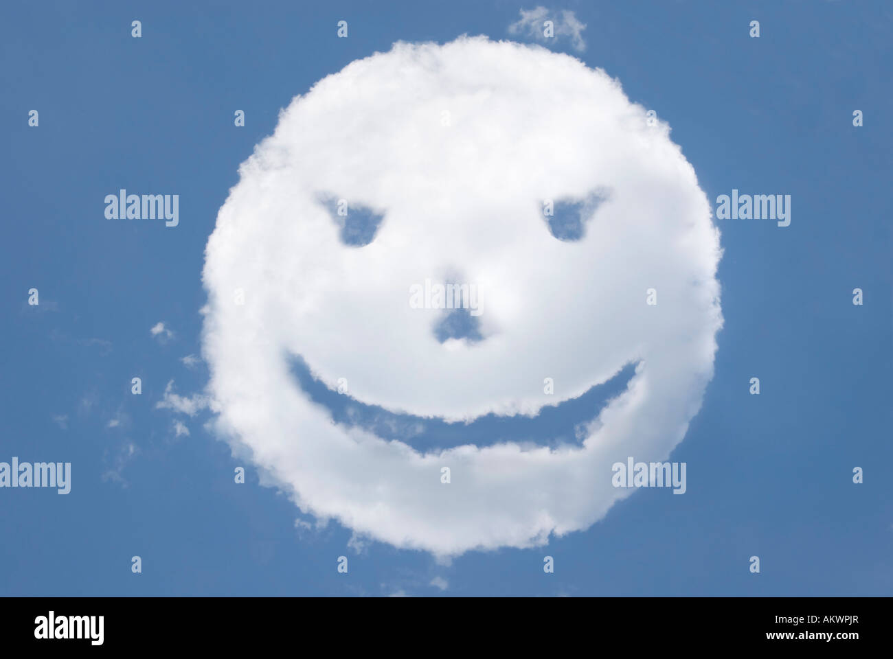 Cloud shaped face hi-res stock photography and images - Alamy