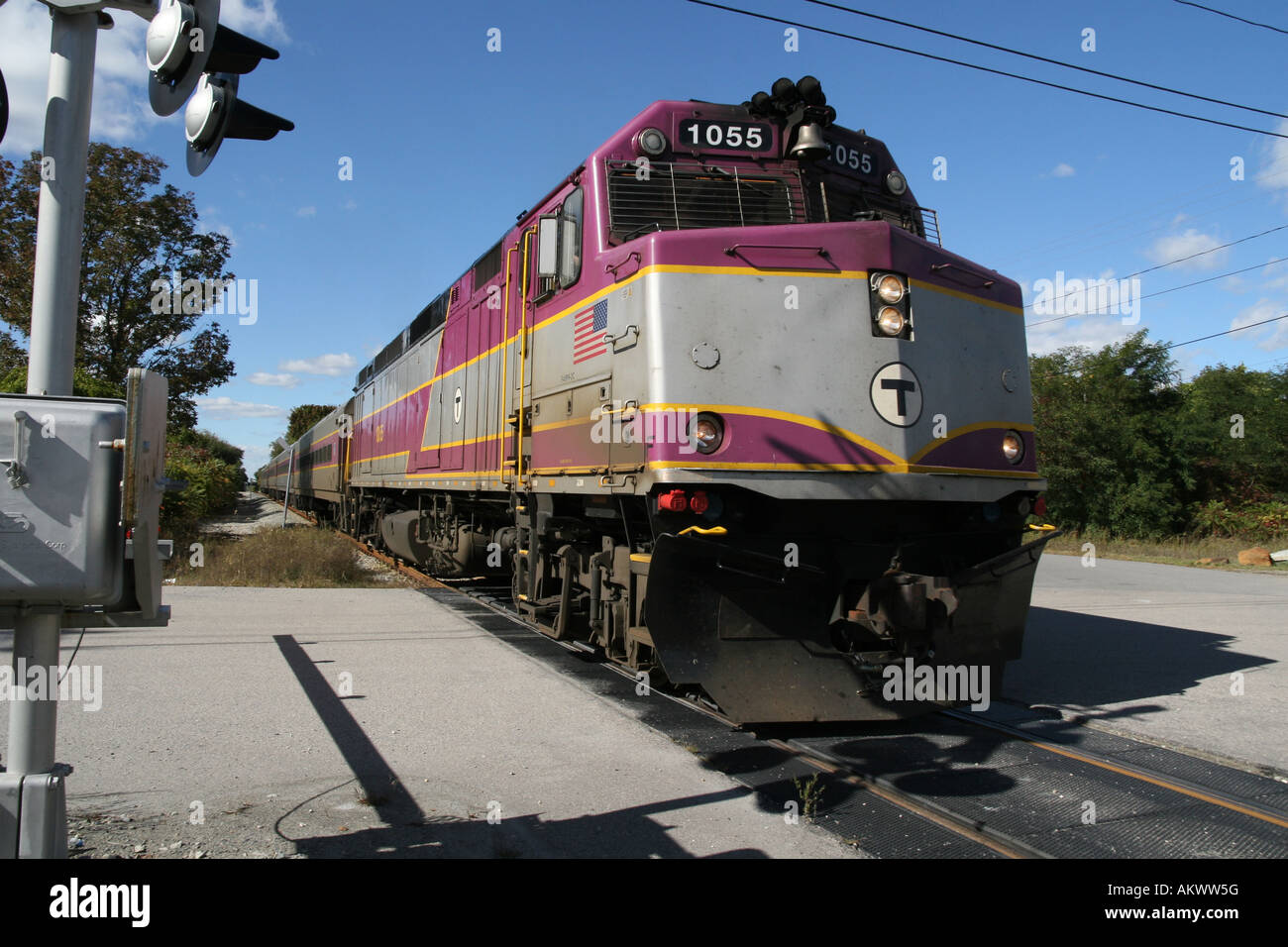 Mbta commuter rail hi-res stock photography and images - Alamy