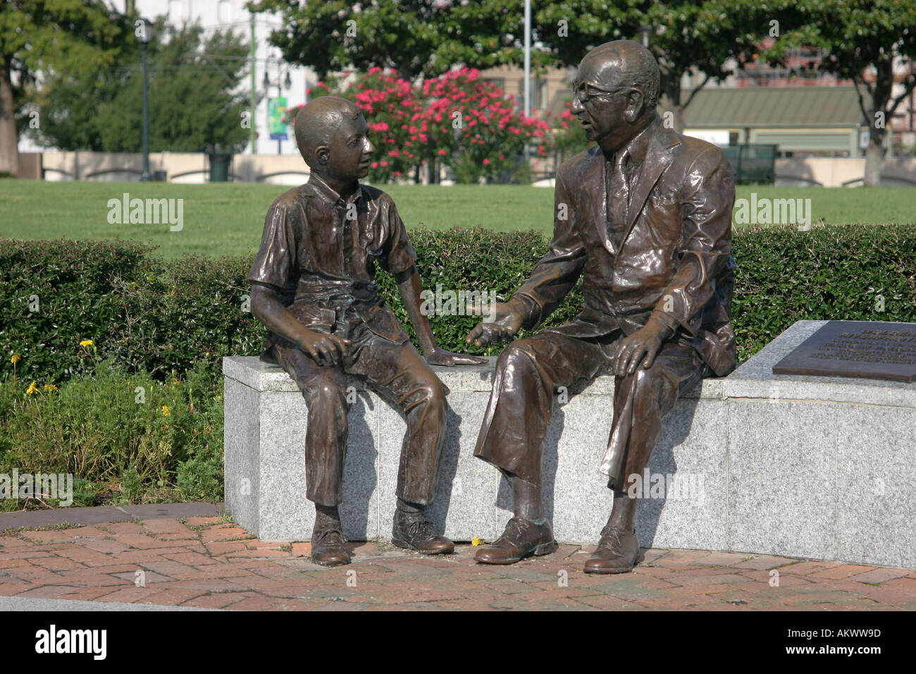 Stone statue mississippi hi-res stock photography and images - Alamy