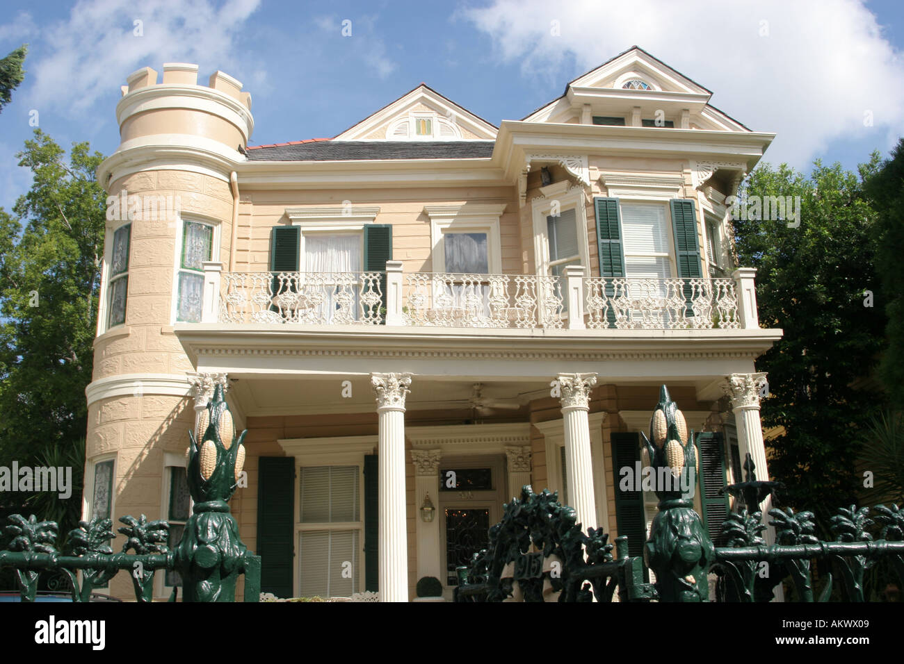 New orleans cornstalk fence hi-res stock photography and images - Alamy
