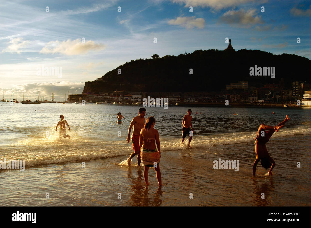 Balance de concha hi-res stock photography and images - Alamy