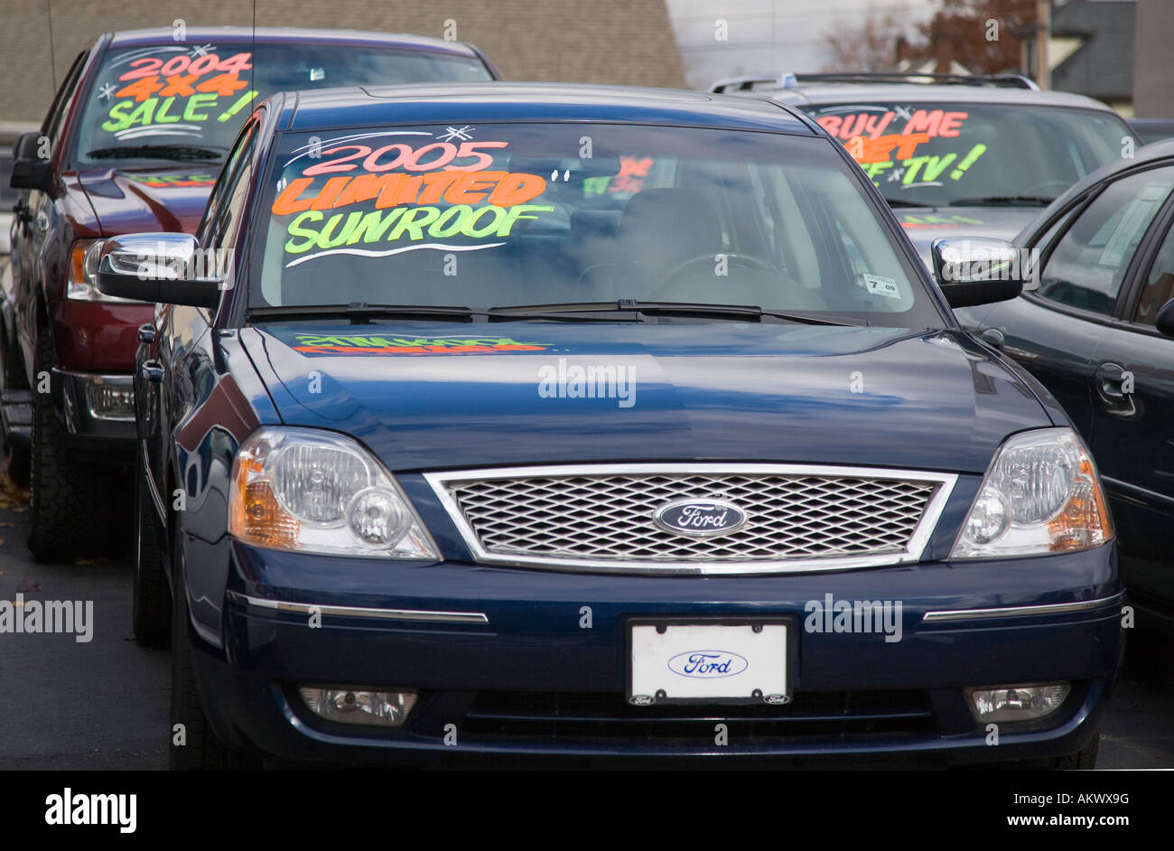 Used car for sale hi-res stock photography and images - Alamy