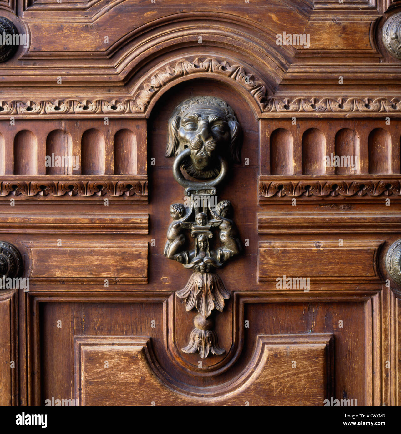 Brass carving hi-res stock photography and images - Alamy