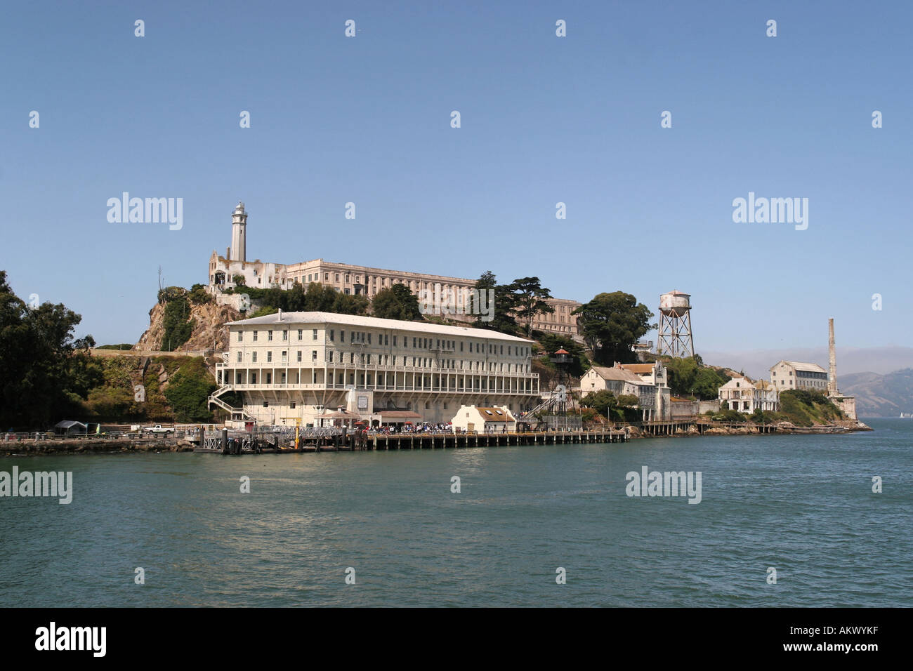 Alcatraz prison shore historical hi-res stock photography and images ...