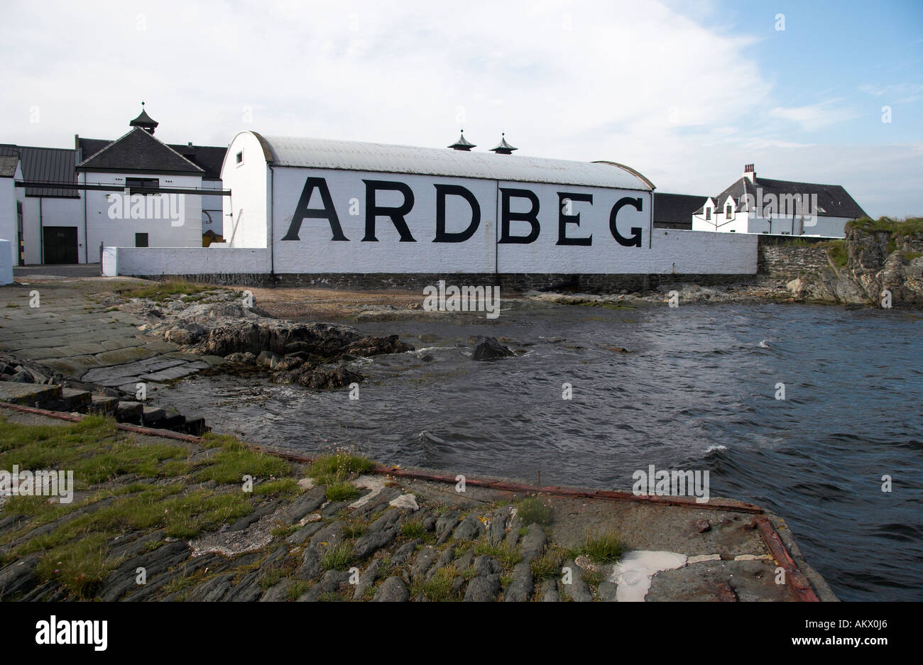 The distillery of Ardbeg is located st seaside as most of the Islay´s ...