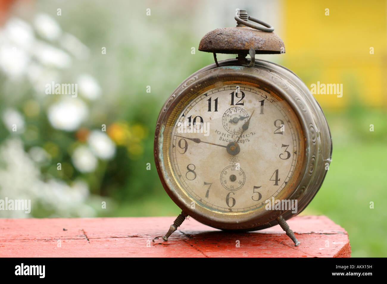Nostalgic metal alarm clock hi-res stock photography and images - Alamy
