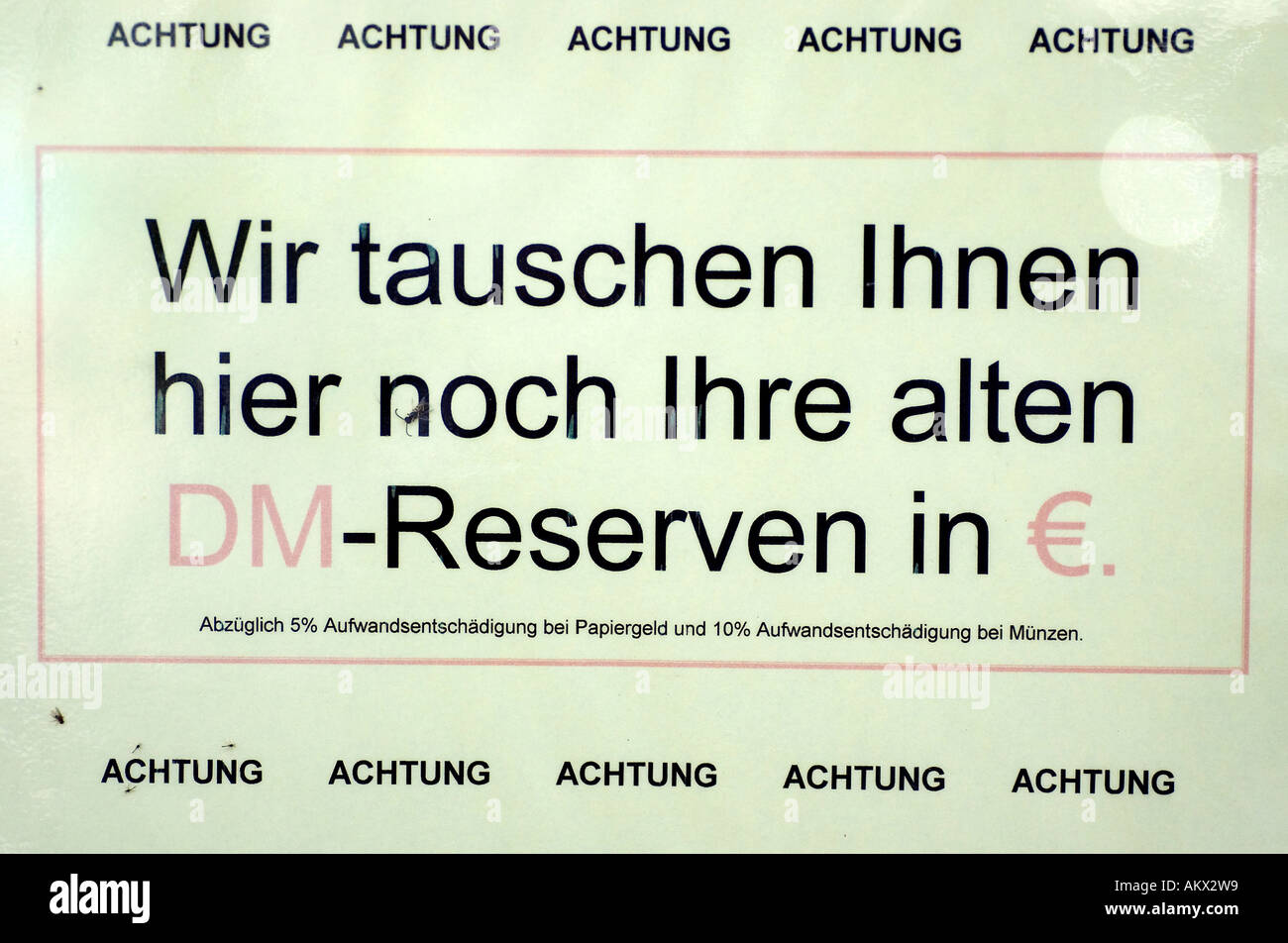 Old money sign hi-res stock photography and images - Alamy