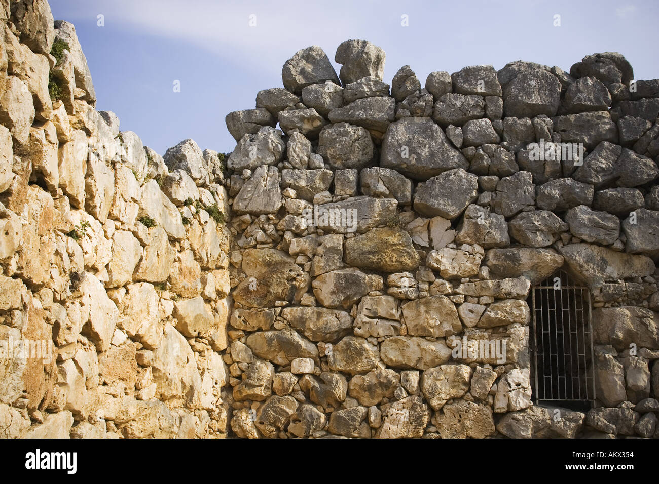 Structural casing hi-res stock photography and images - Alamy