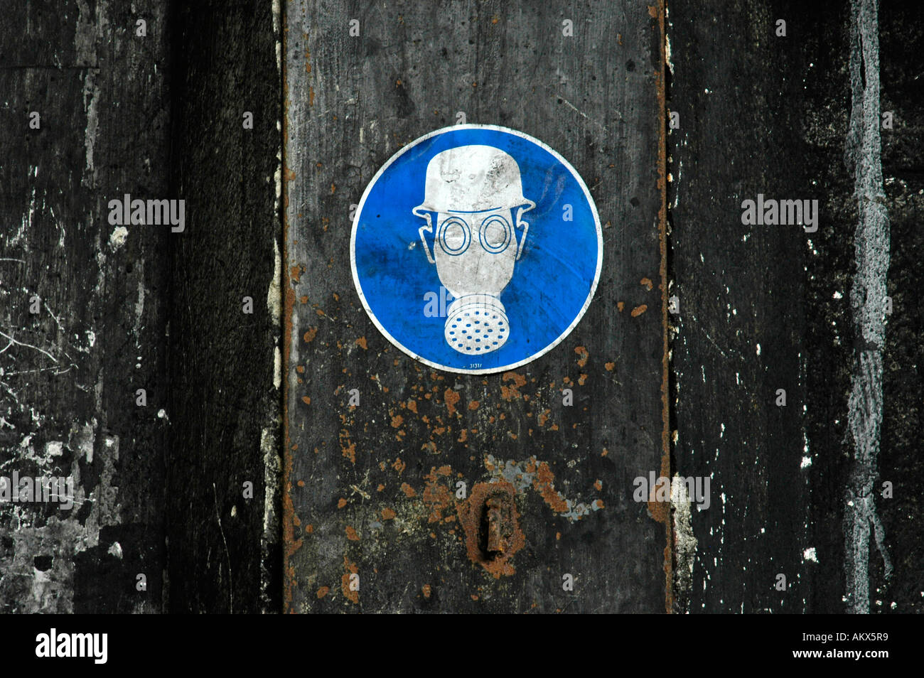 Sign for dust protection masks Stock Photo - Alamy