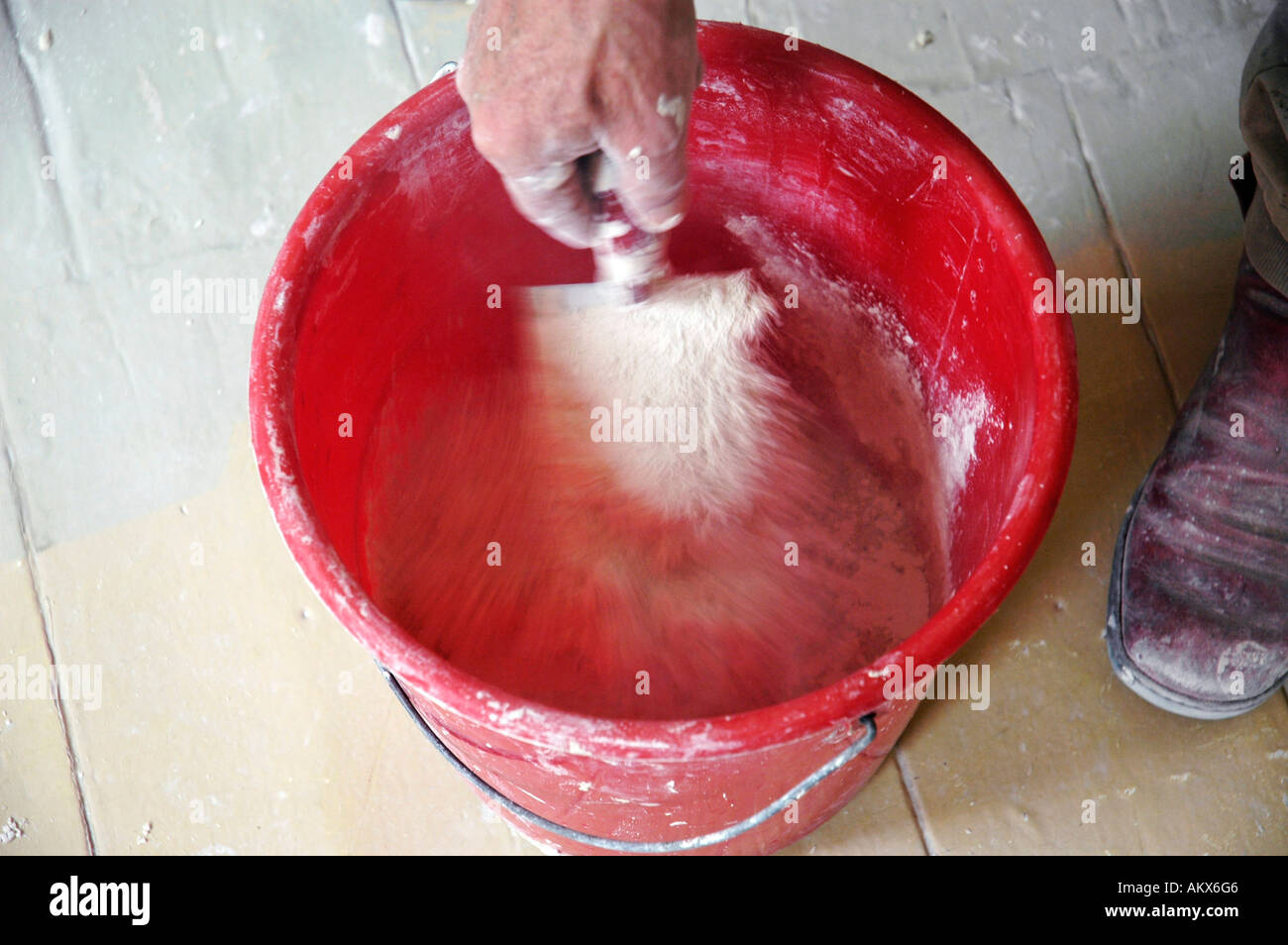 Plaster buckets hi-res stock photography and images - Alamy