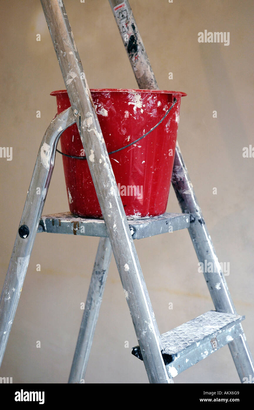 Bucket ladders hi-res stock photography and images - Alamy