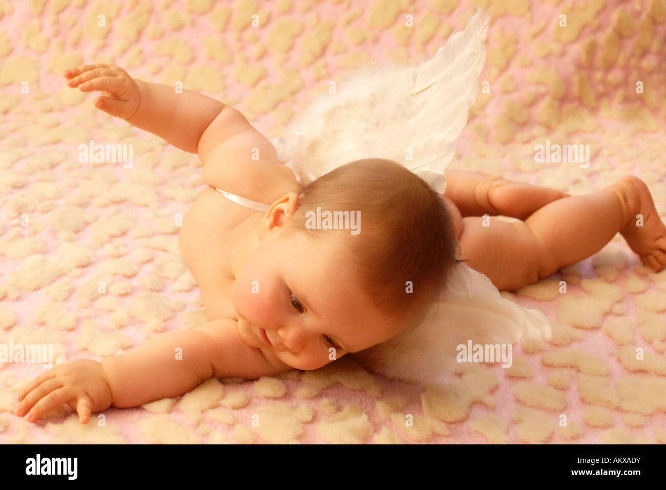 Baby angel hi-res stock photography and images - Alamy