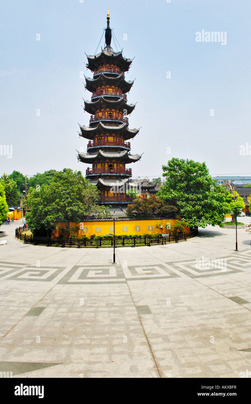 Tower at the Longhua temple, Shanghai, China Stock Photo - Alamy