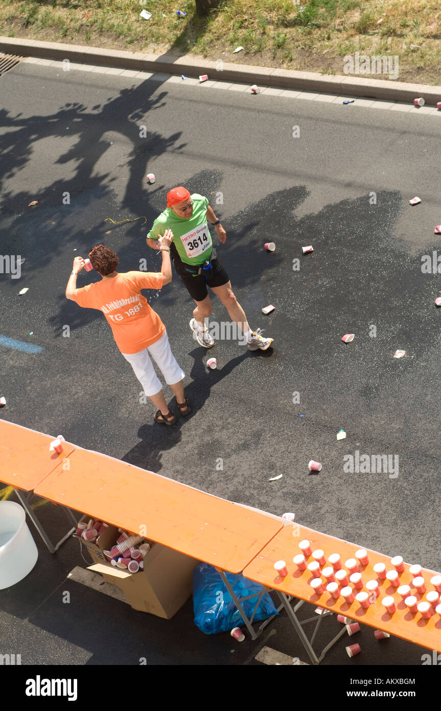 Overhead view of runners hi-res stock photography and images - Alamy