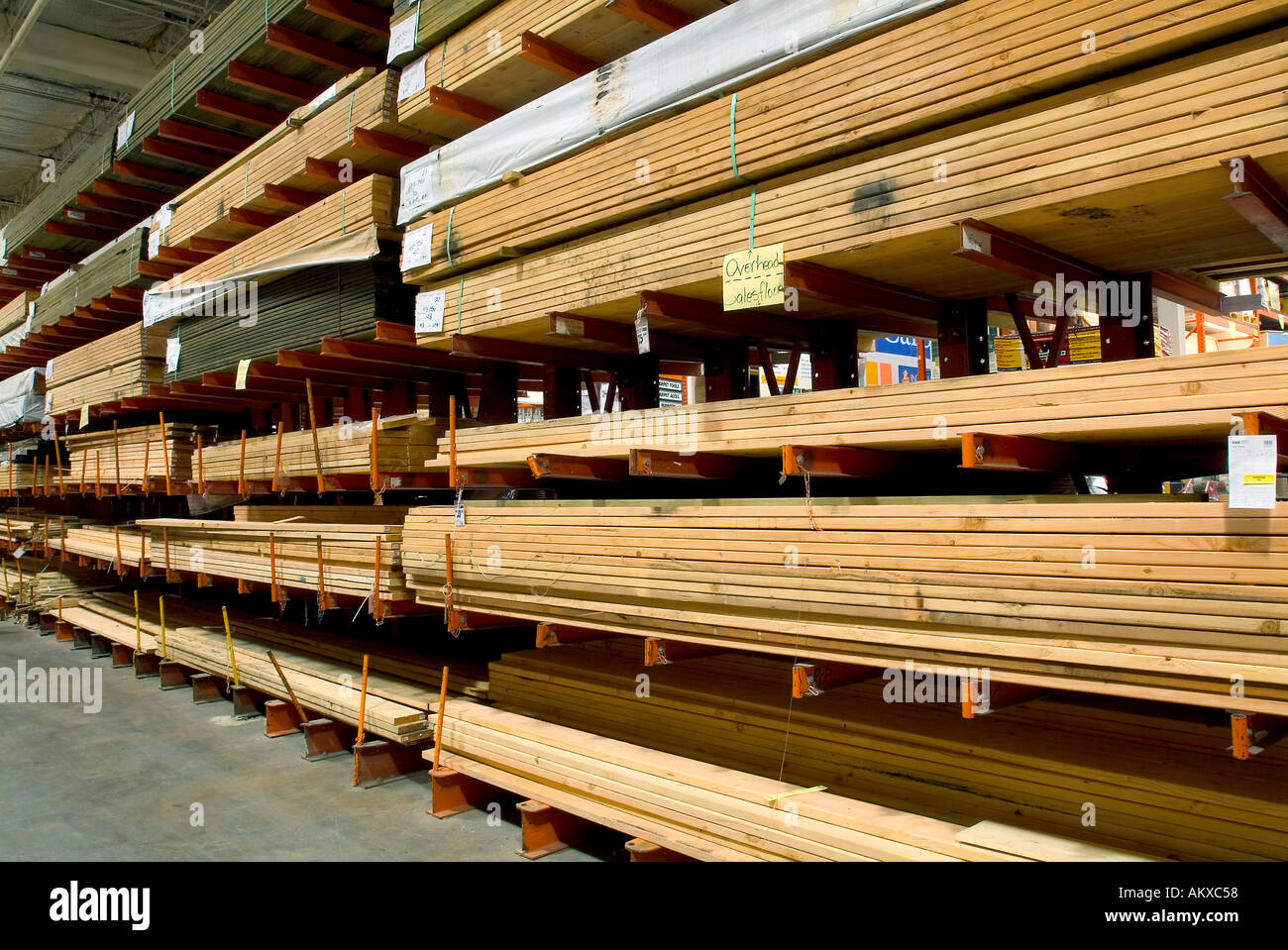 Lumber Racks at Home Improvement Store Stock Photo - Alamy
