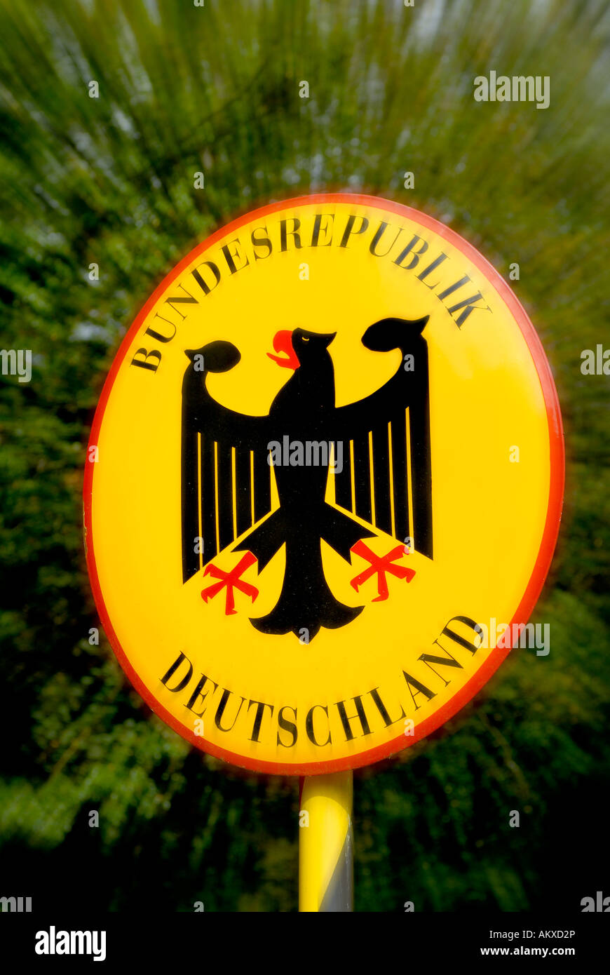 German border sign hi-res stock photography and images - Alamy