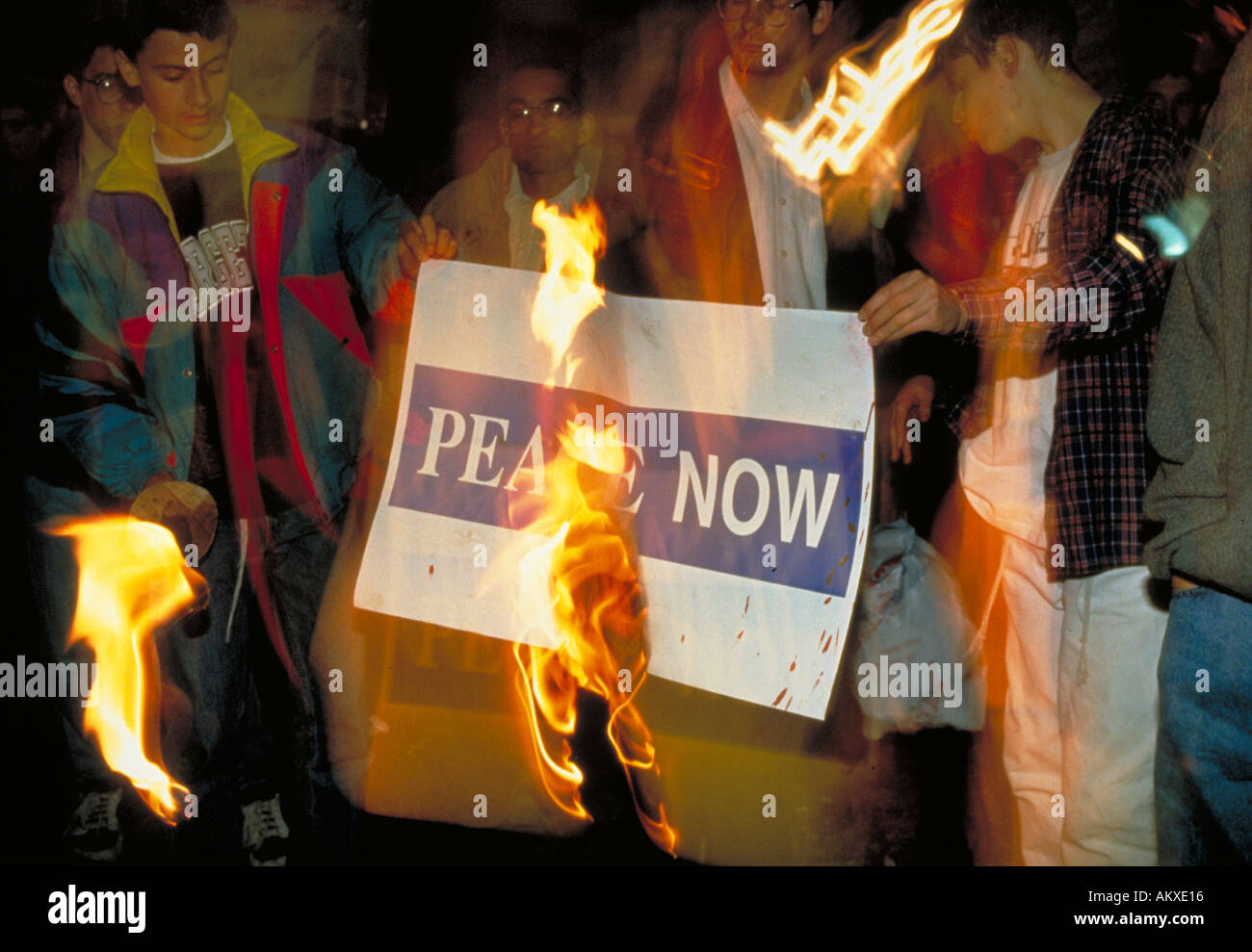 BURN A PEACE BANNER IN PROTEST JERUSALEM ISRAEL Stock Photo - Alamy