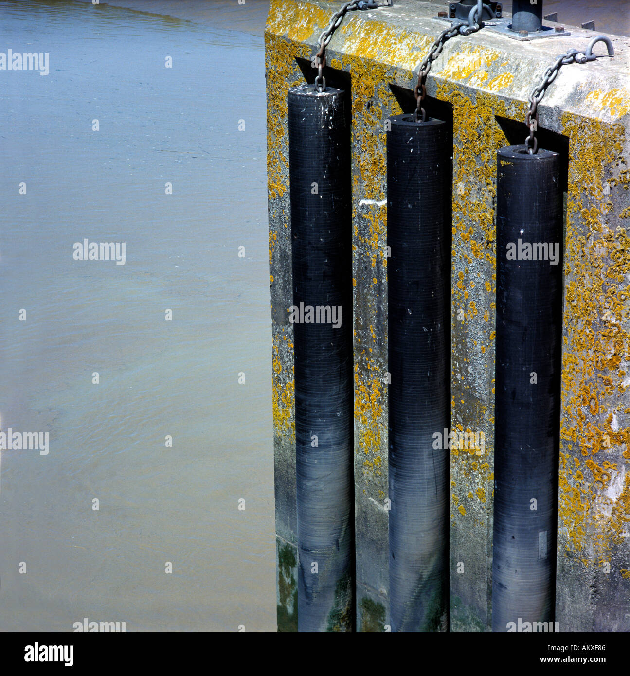 Concrete housing and rubber fenders for swing bridge mouth of the river ...