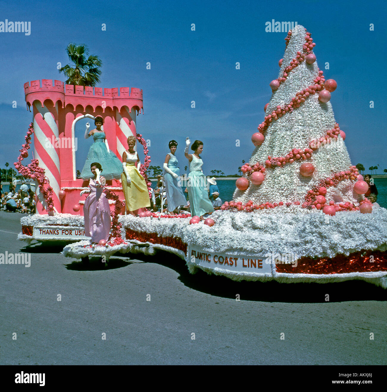 1960s woman funny hi-res stock photography and images - Alamy