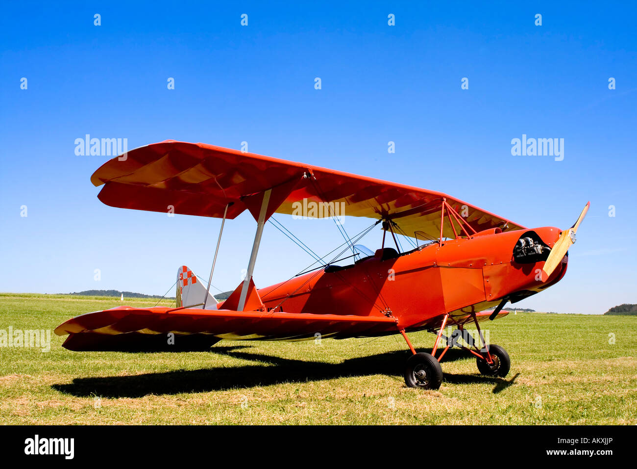 Old airfield hi-res stock photography and images - Alamy