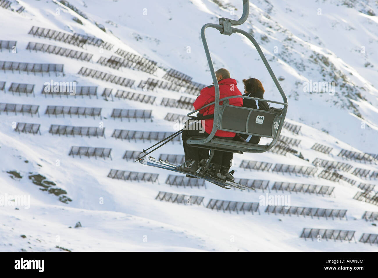 Total lift hi-res stock photography and images - Alamy