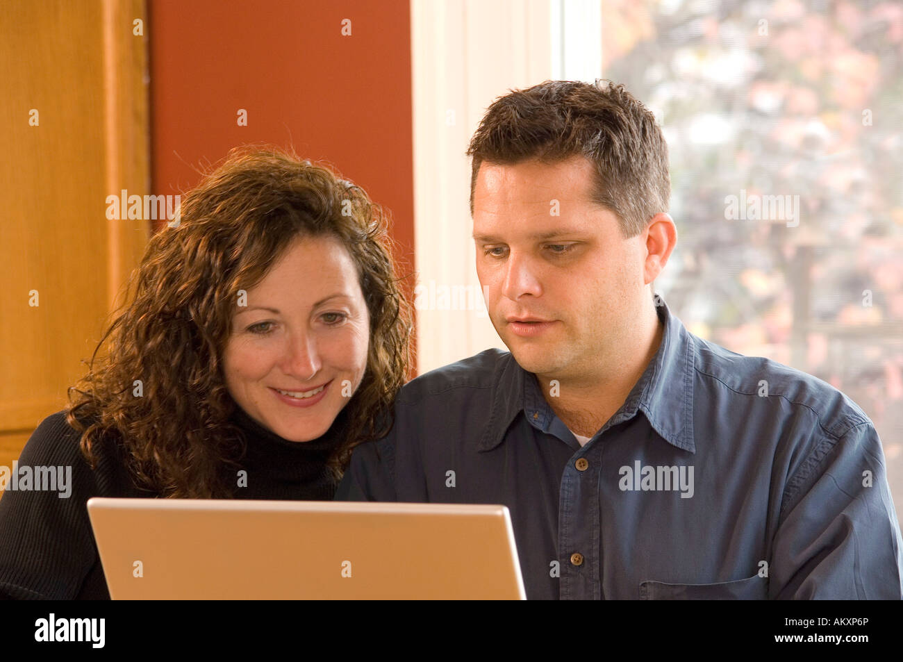 Family laptop and real people and uk hi-res stock photography and ...
