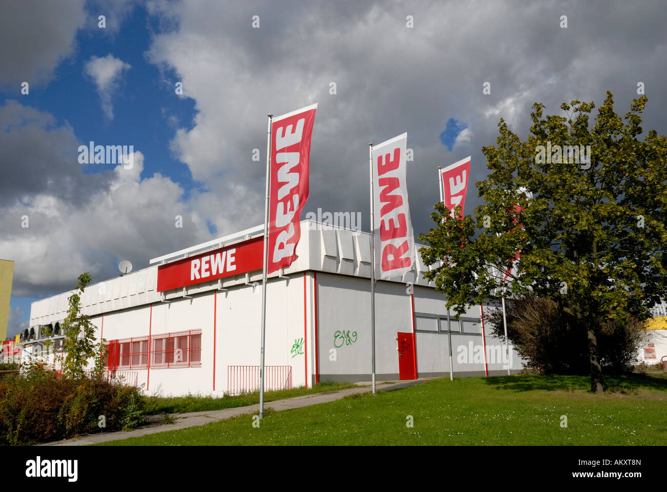 Rewe flag hi-res stock photography and images - Alamy