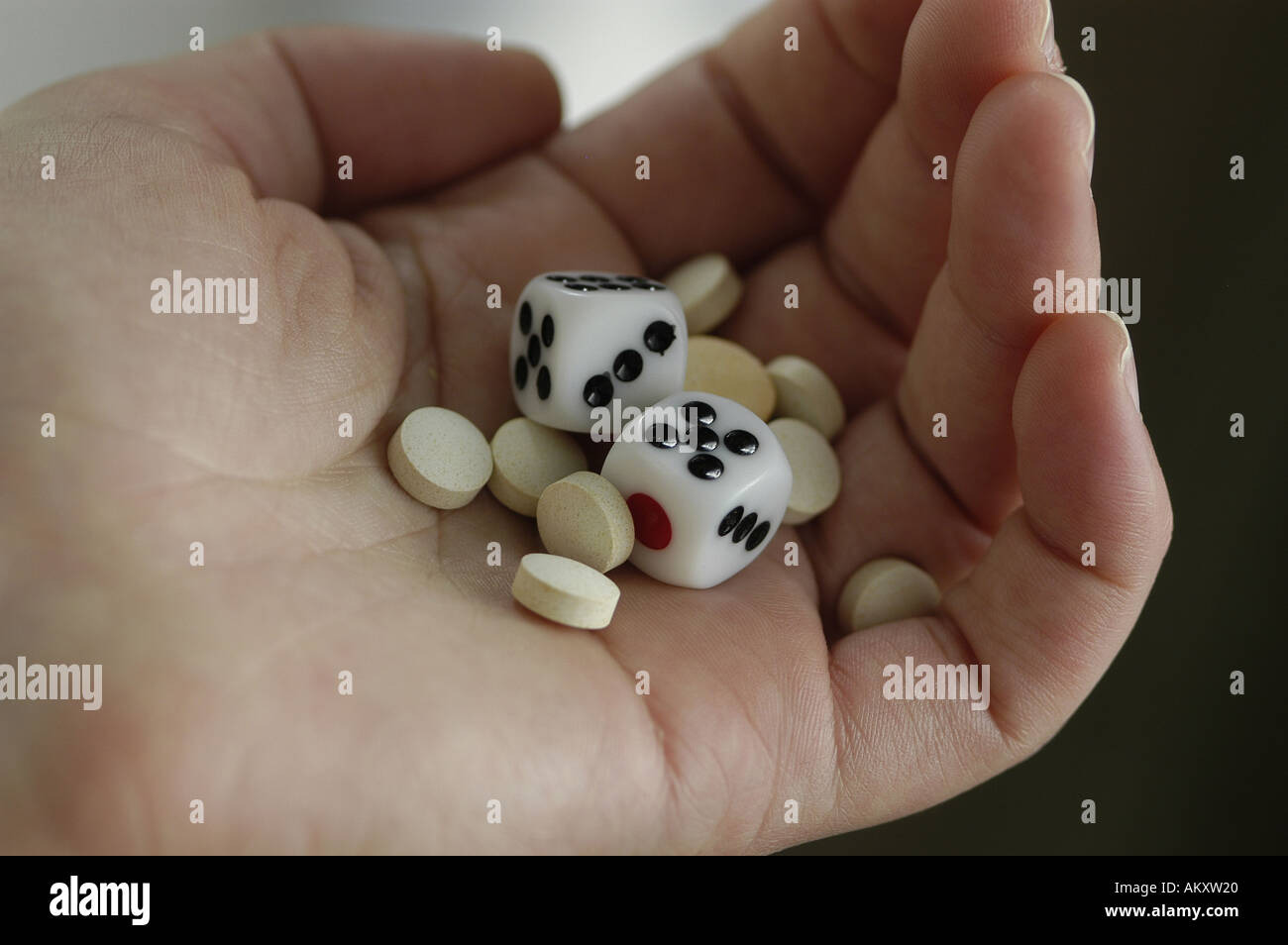 Number dice human hand hi-res stock photography and images - Alamy