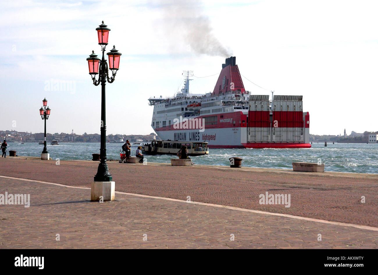 FERRY LEAVING VENICE BY THE SAN MARCO CANAL. ITALY. EUROPE Stock Photo ...