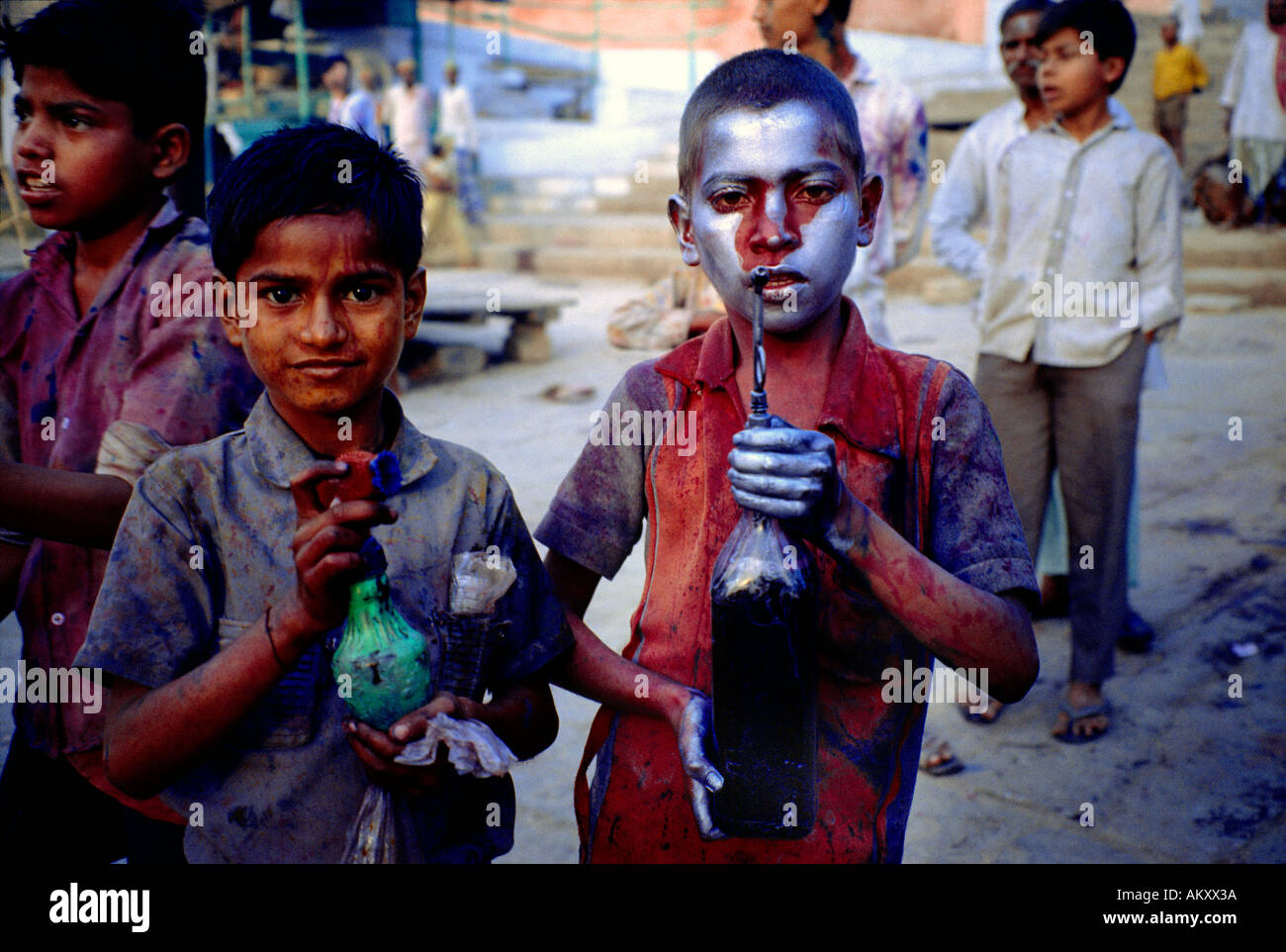 Varanasi India Children At Holi Festival paint Throwing festival Stock ...