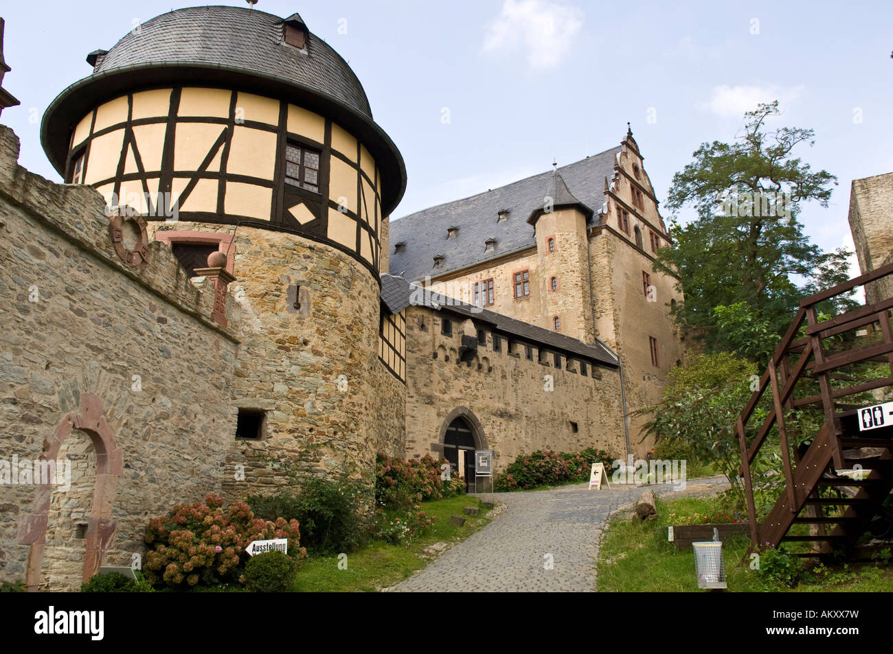Kronberg castle hi-res stock photography and images - Alamy