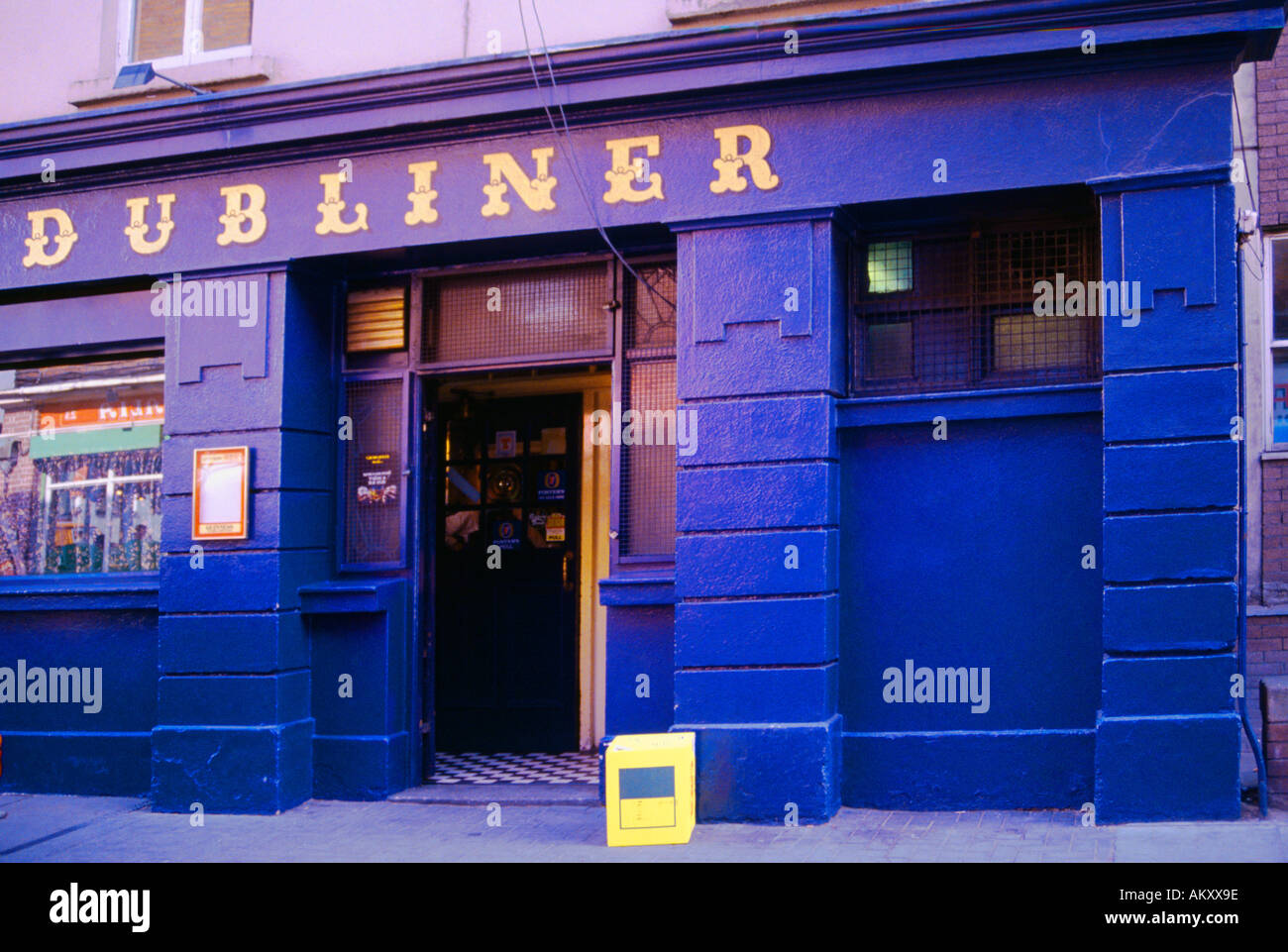 Dublin Pub Ireland Stock Photo - Alamy