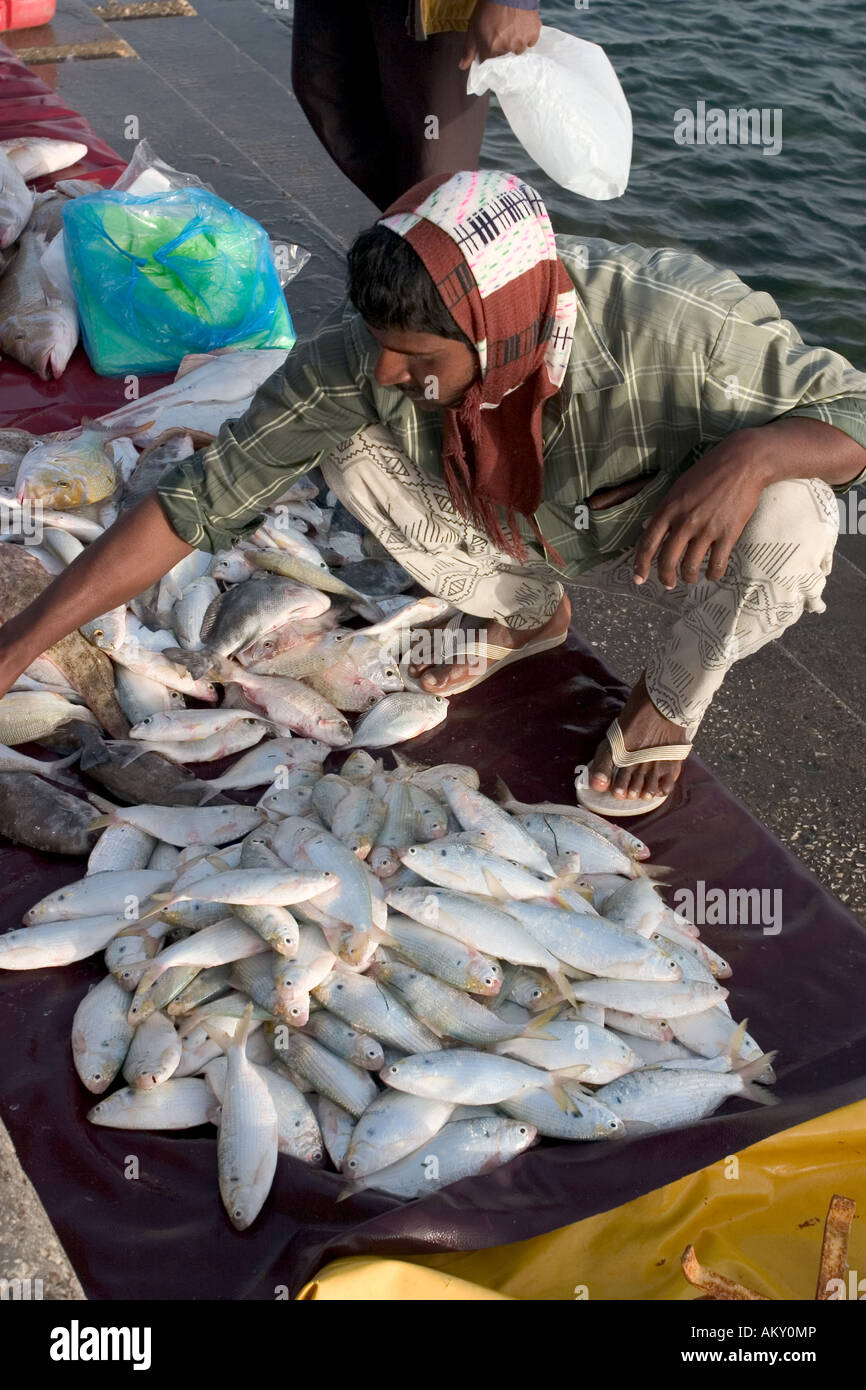 Selling vertical corniche fishmarket hi-res stock photography and ...
