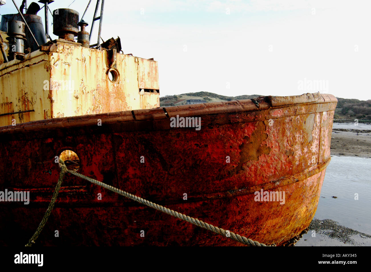 Abandoned sailing ship hi-res stock photography and images - Alamy