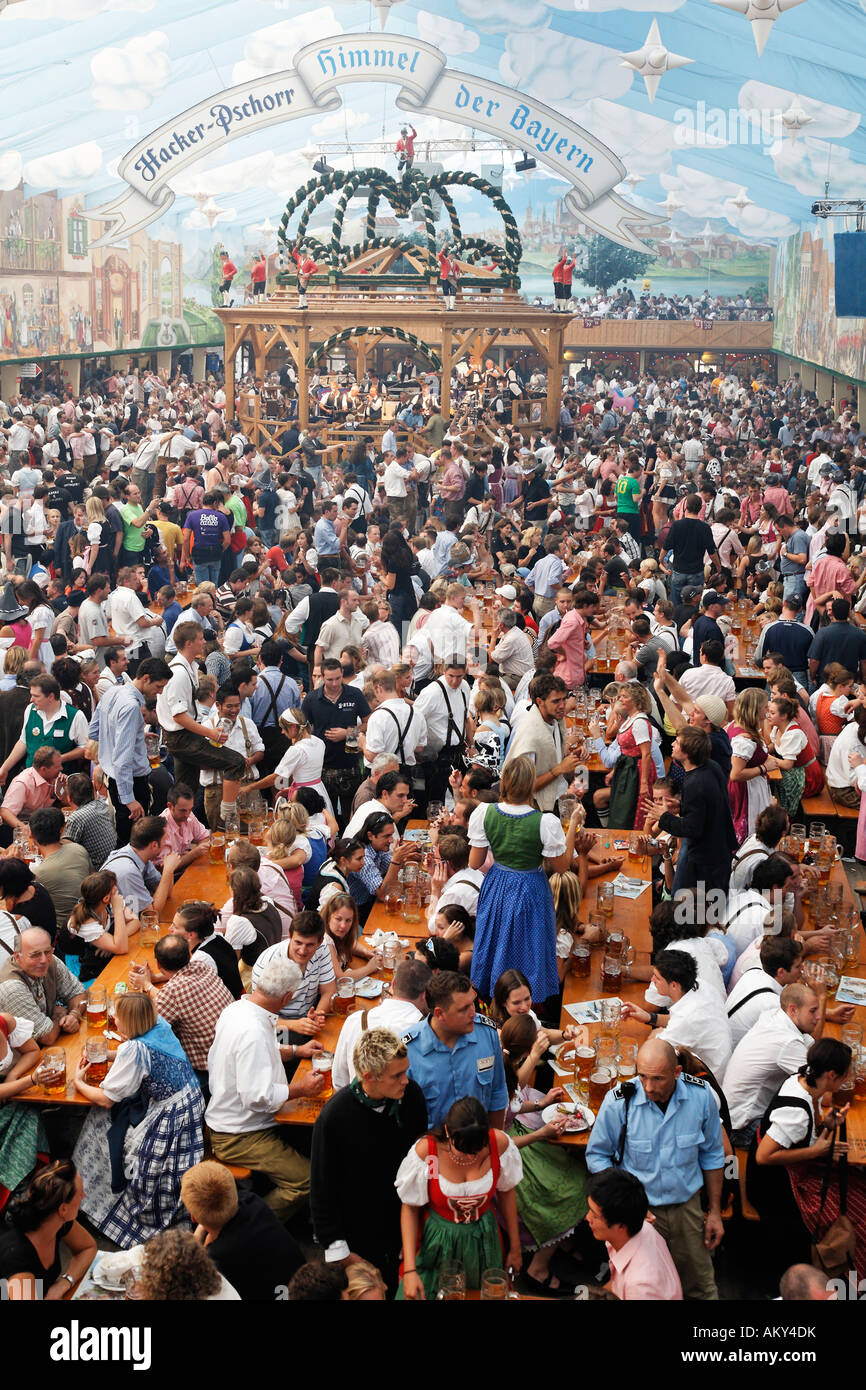Bier festival hi-res stock photography and images - Alamy