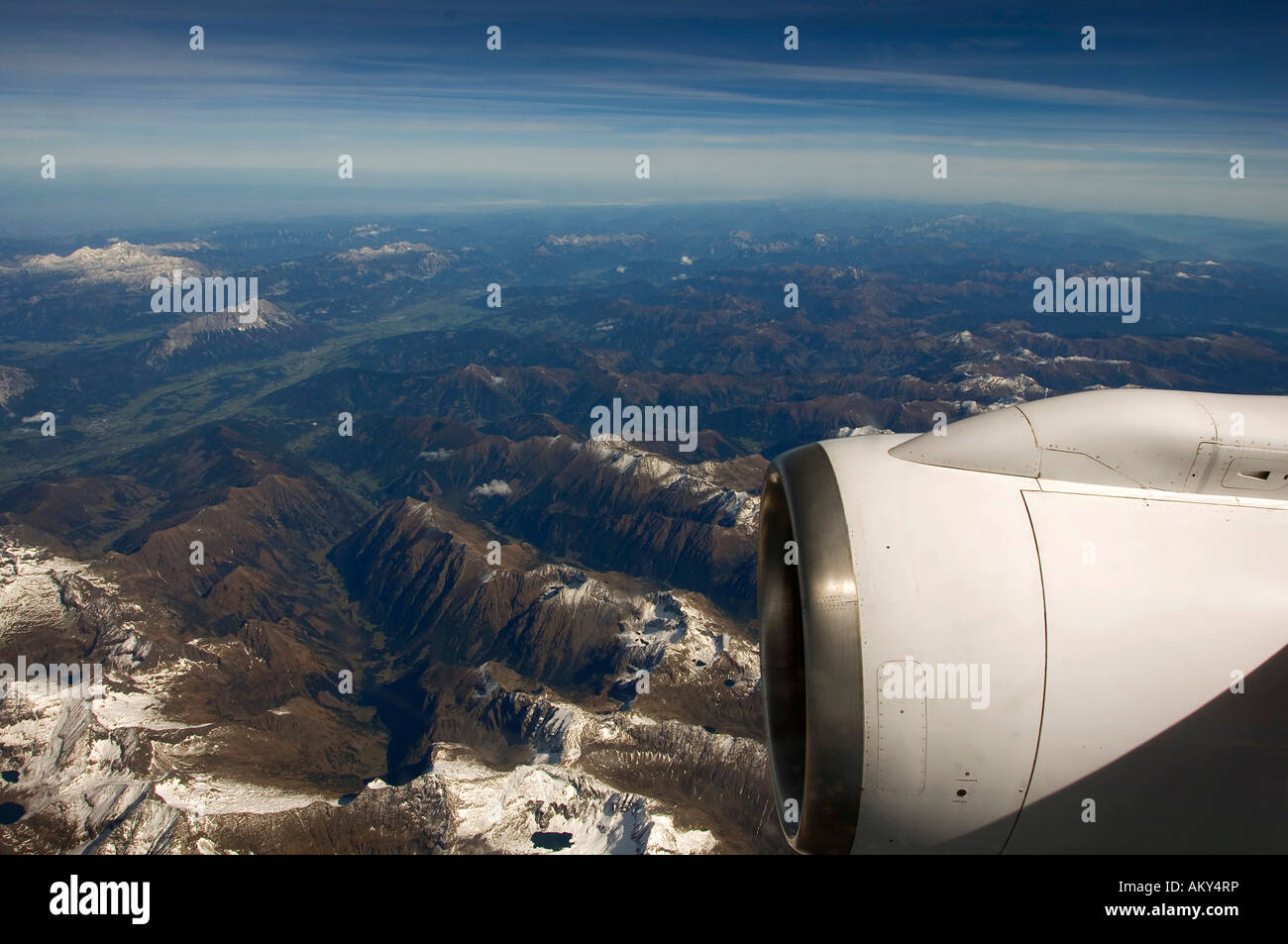Airplane aerial view plane hi-res stock photography and images - Alamy