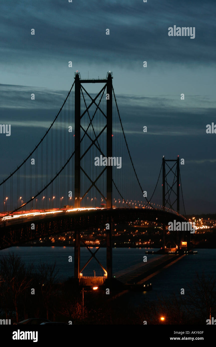 Forth bridge and light tower hi-res stock photography and images - Alamy