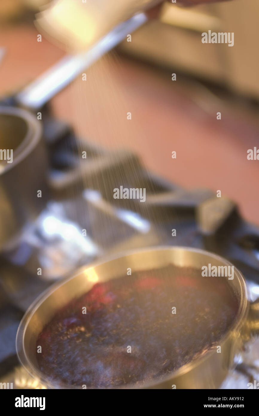 Steam cooking apparatus hi-res stock photography and images - Alamy