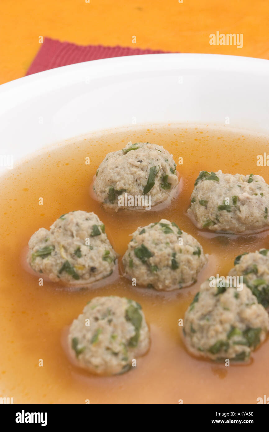 Chowder cups hi-res stock photography and images - Alamy