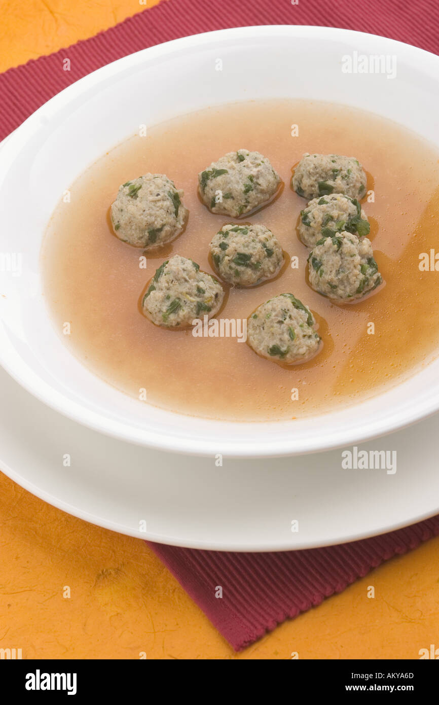 Chowder cups hi-res stock photography and images - Alamy