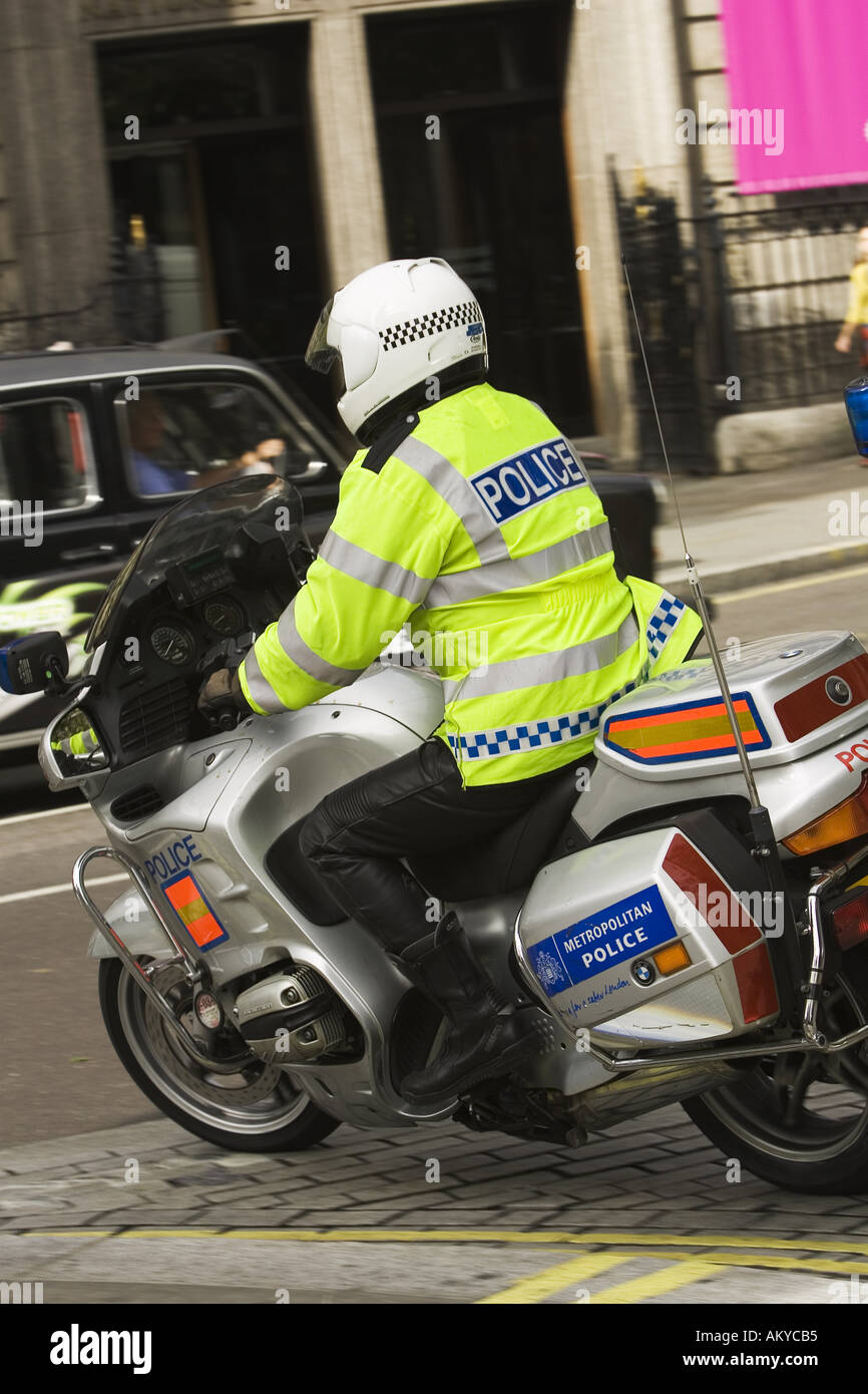 Motorcycle police side view hi-res stock photography and images - Alamy