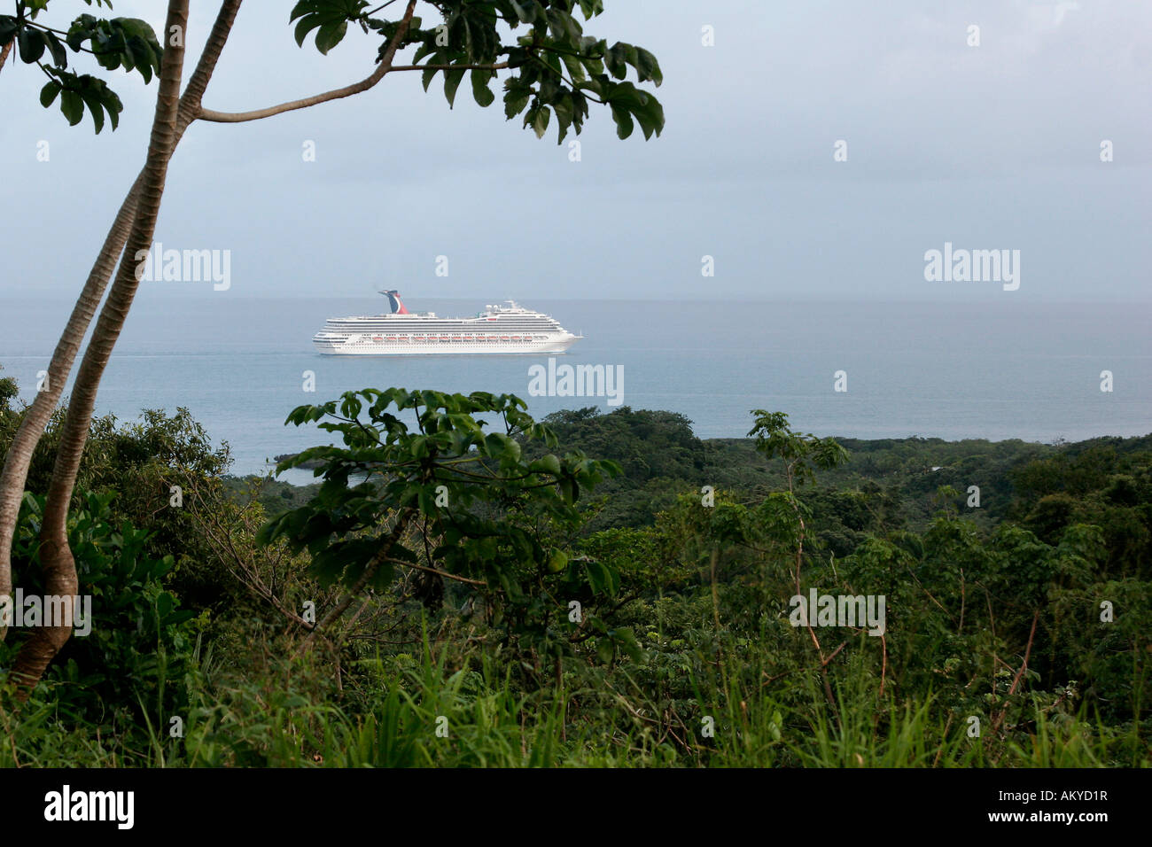 Cruise ship, Roatan Island, Honduras Stock Photo - Alamy